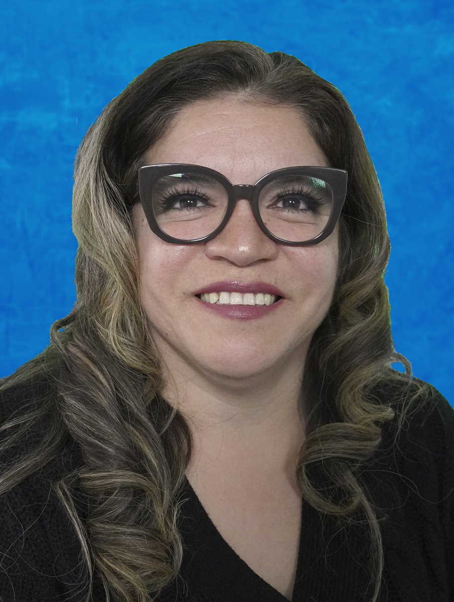 Maria Llamas's Instagram, Twitter & Facebook on IDCrawl